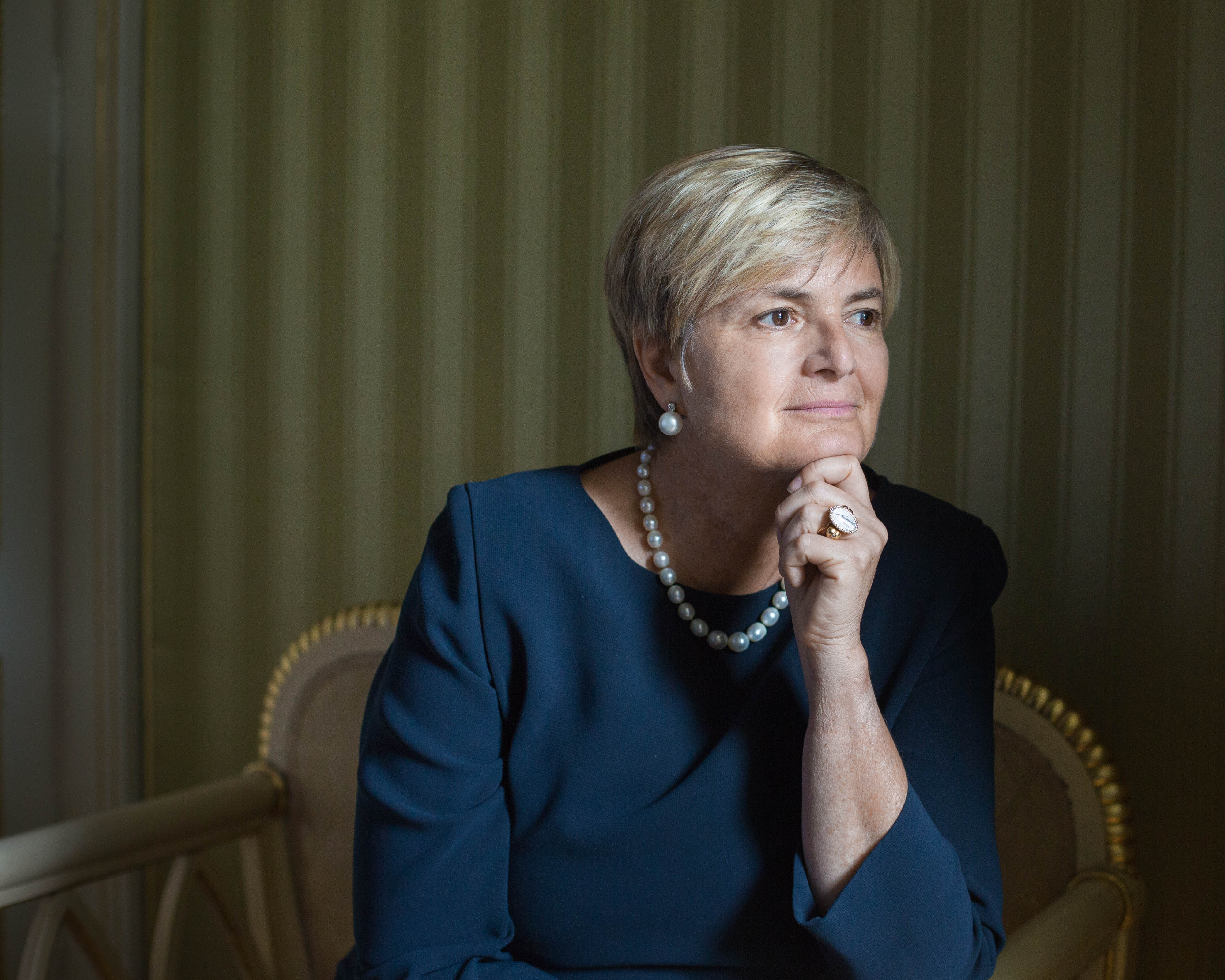 Gloria, princess of turn and taxis - Monika Höfler